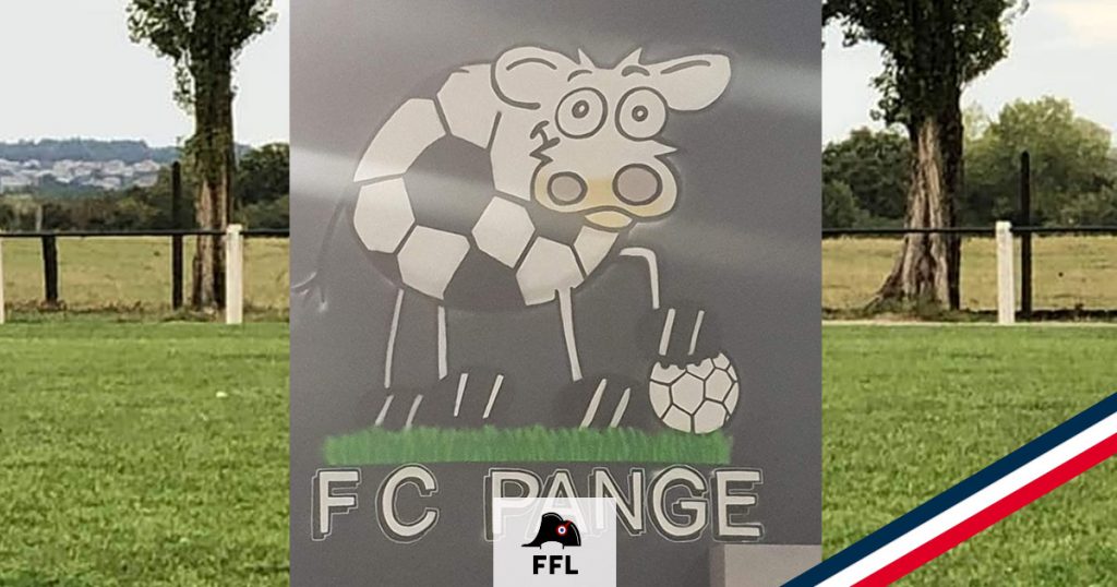 FC Pange | "Sur la fresque du Club House, on va faire rajouter l'étoile ...