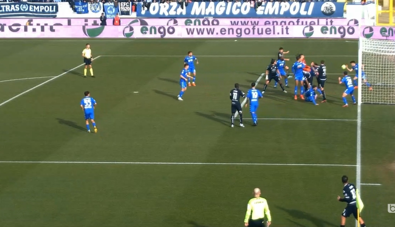 Football | La sublime "Suarez" de Fabiano Parisi - FFL