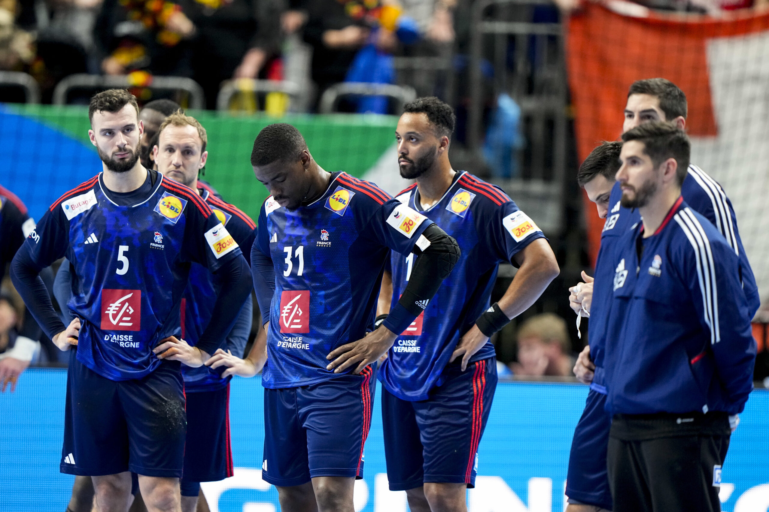 Euro Hand | L'exploit retentissant des Bleus face à la Suisse ! - FFL