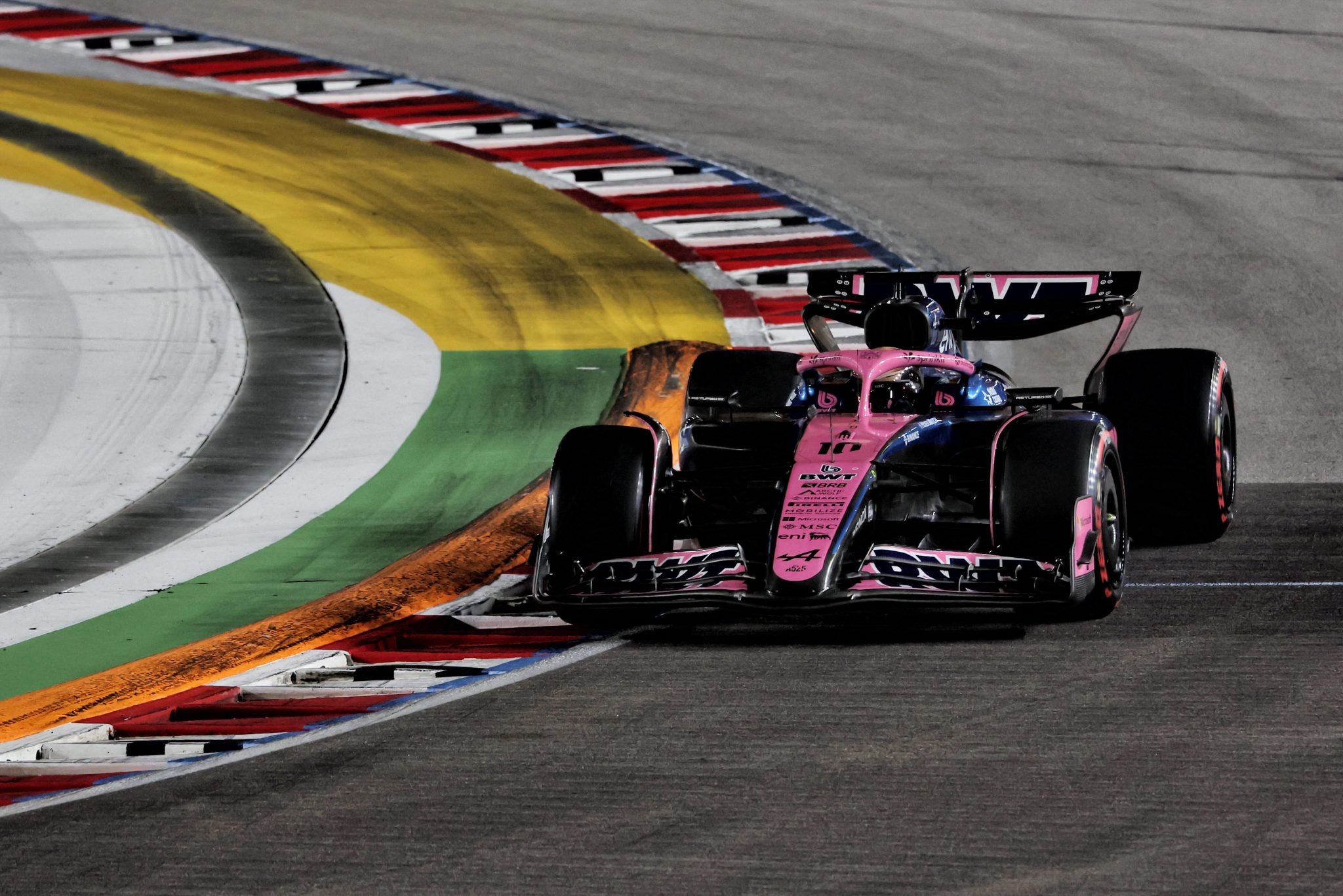 Formule 1 | Le zéro pointé fabuleux des Français à Singapour - FFL